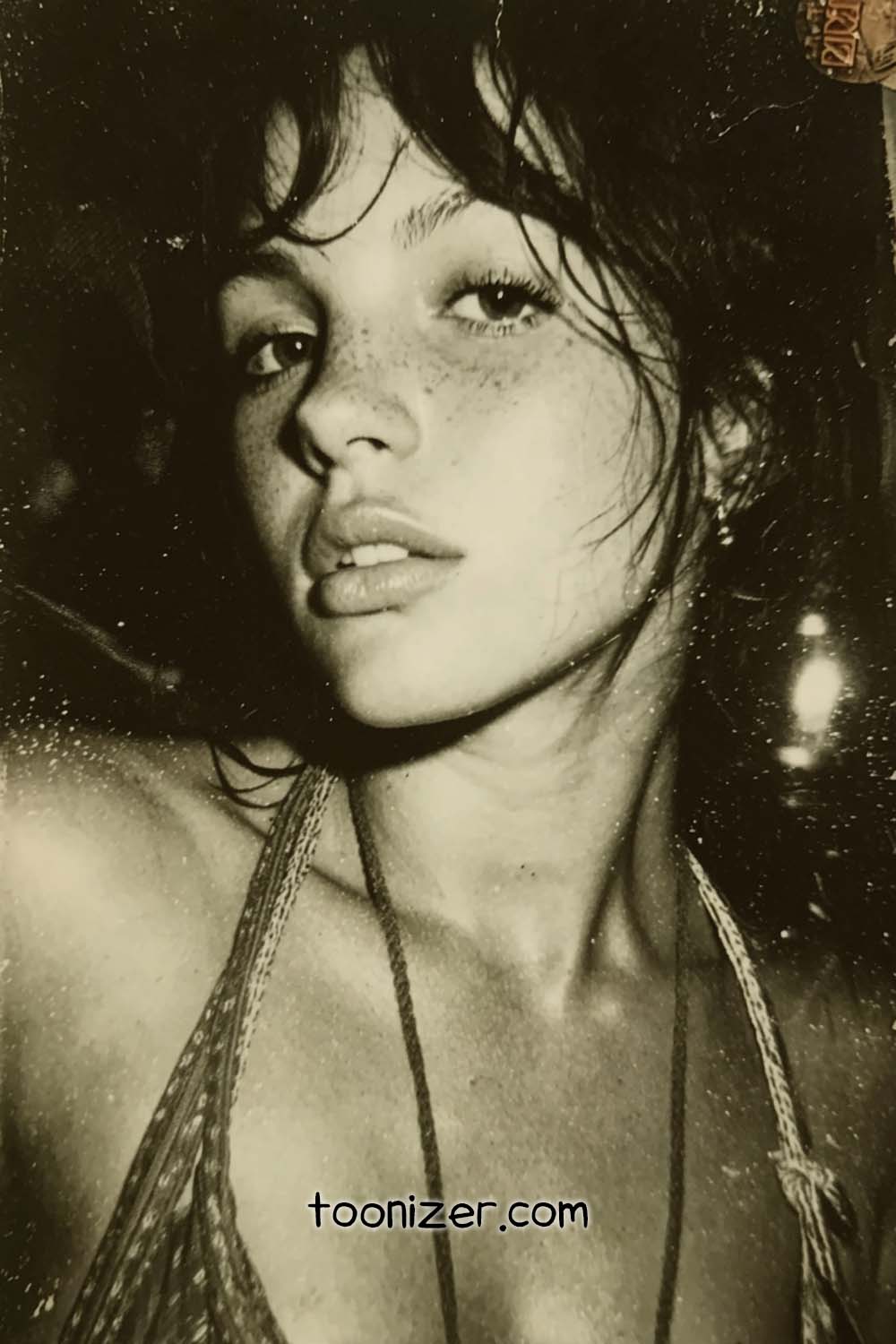 Blurred & Beautiful: Analog Close-Up Portraits with Twisted Camera ...